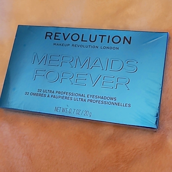 Revolution | Makeup | New Sealed Revolution Mermaids Forever Eyeshadow ...